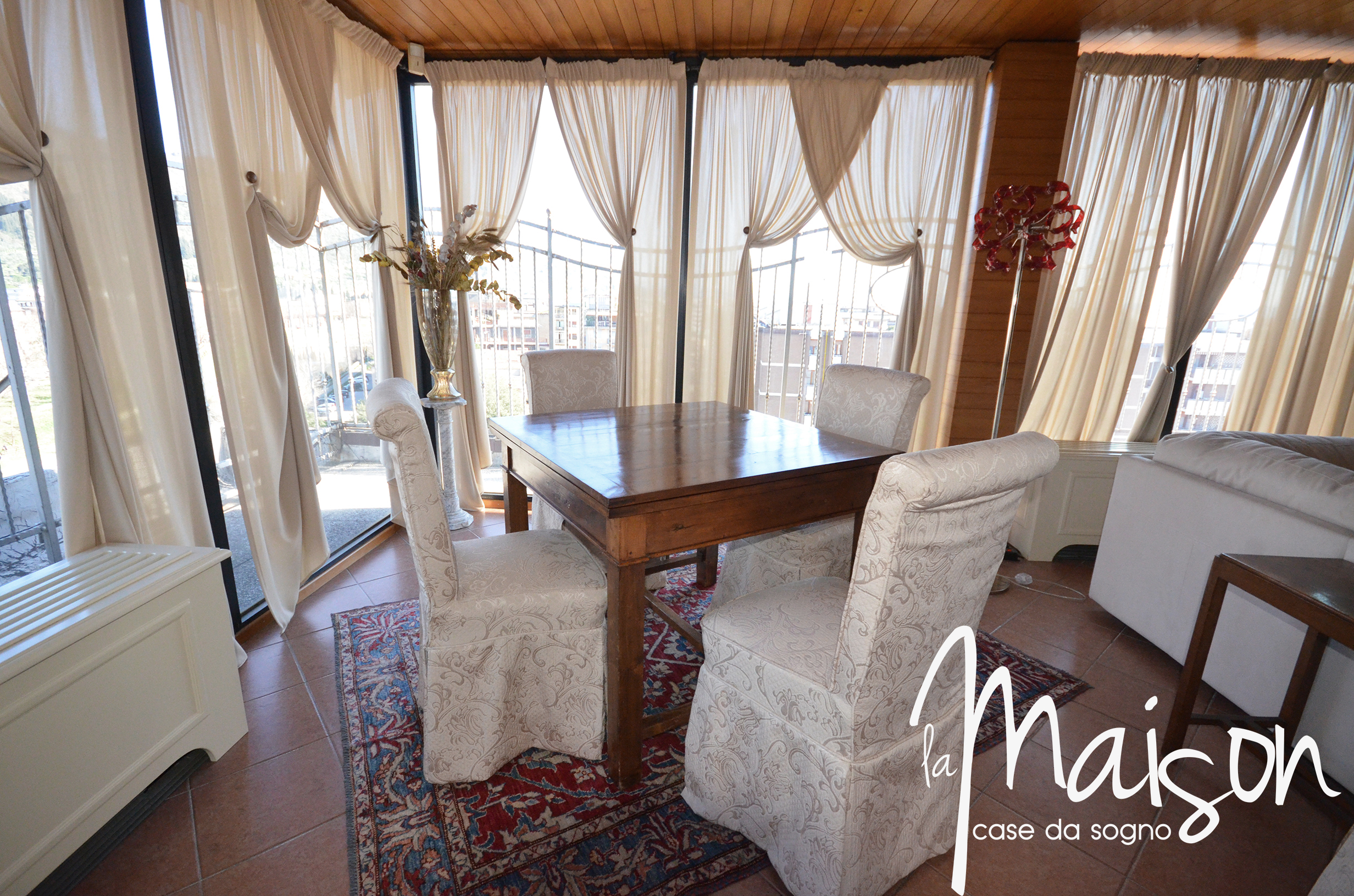 VENDESI APPARTAMENTO 5 VANI ATTICO E SUPER ATTICO PRATO EST VIALE ...